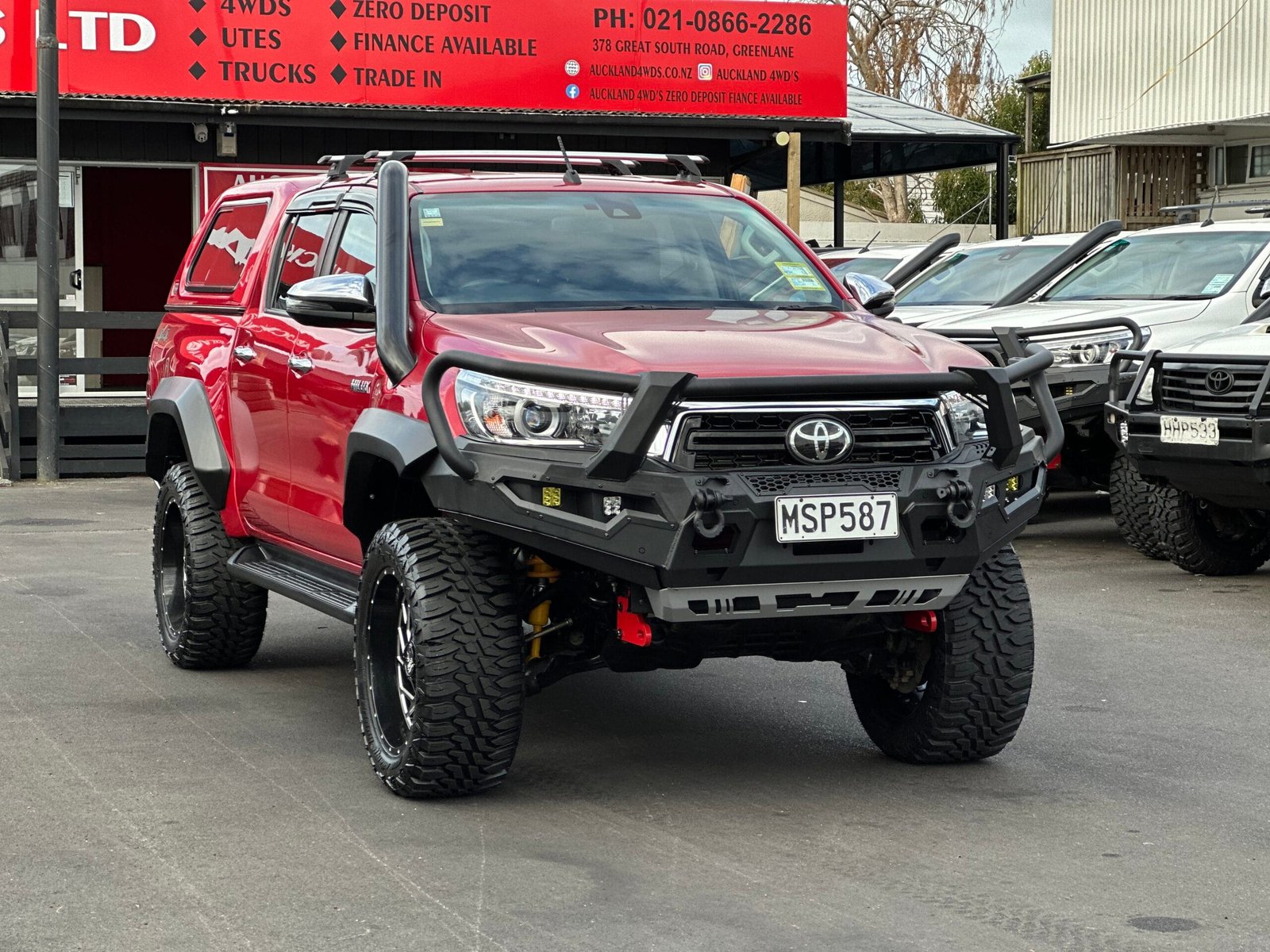 2020 TOYOTA HILUX SR5 ,6 SPEED AUTOMATIC/4WDS - Auckland 4WDS